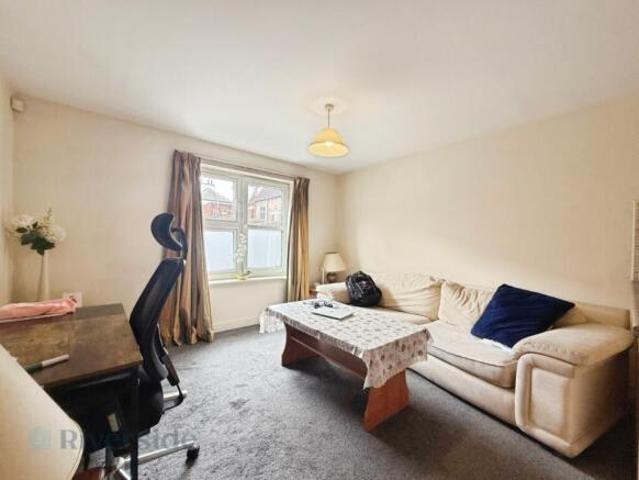 1 bedroom flat for sale in Reed Street, Hull, HU2