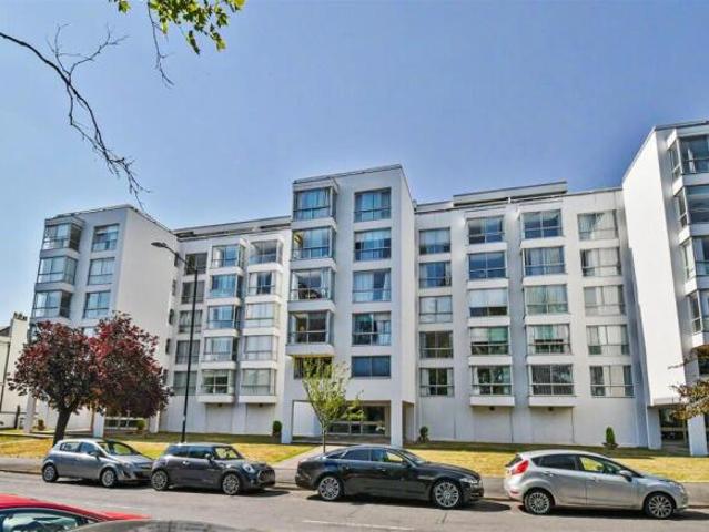 1 bedroom flat for sale in Regency House, Newbold Terrace, Leamington Spa, CV32