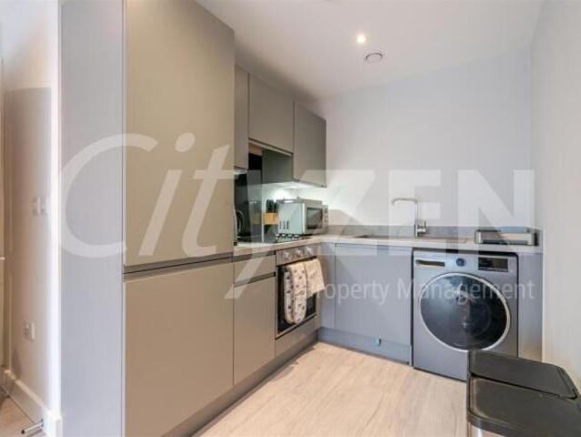 1 bedroom flat for sale in Regents Plaza, Oldfield Road, Salford, M5
