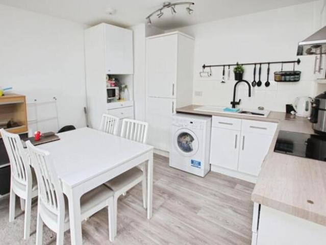 1 bedroom flat for sale in Riverside Drive, Lincoln, Lincolnshire, LN5 7NZ, LN5