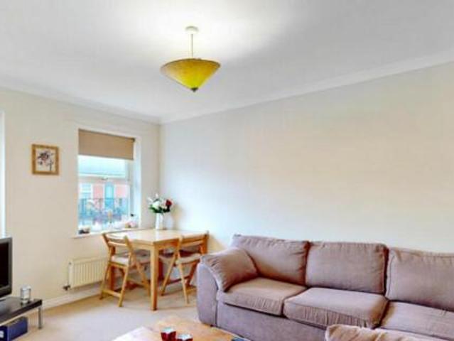 1 Bedroom Flat For Sale In Romford