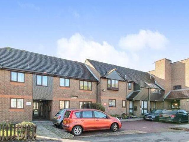 1 Bedroom Flat For Sale In Romford
