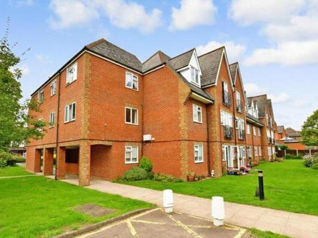 1 Bedroom Flat For Sale In Romford