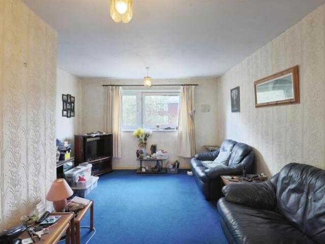1 bedroom flat for sale in Robert Owen Court, Worcester, WR1