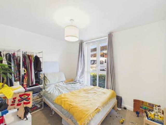 1 bedroom flat for sale in Robert Parker Road, Reading, Berkshire, RG1