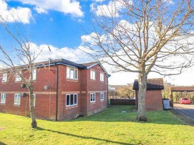 1 bedroom flat for sale in Rodeheath Luton LU4