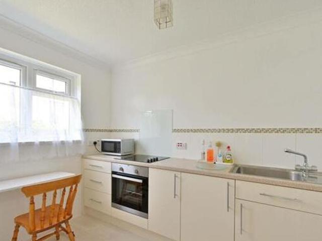 1 Bedroom Flat For Sale In Roehampton, London