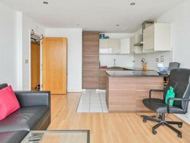 1 Bedroom Flat For Sale In Royal Docks, London