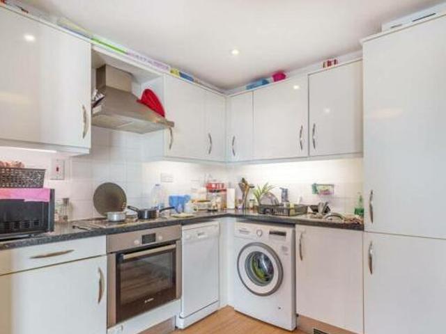 1 Bedroom Flat For Sale In Royal Docks, London