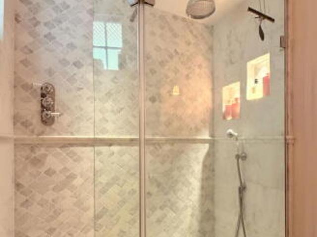 1 bedroom flat for sale in Russell Street, Bath, BA1