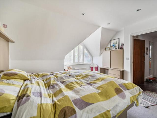 1 bedroom flat for sale in Sarum Road, Winchester, Hampshire, SO22