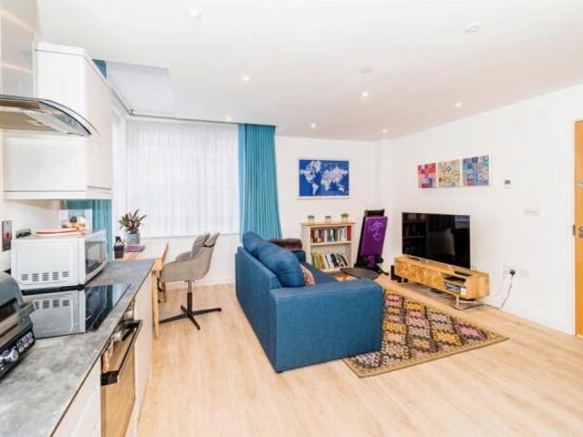 1 bedroom flat for sale in Saxon Gate, Southampton, SO14