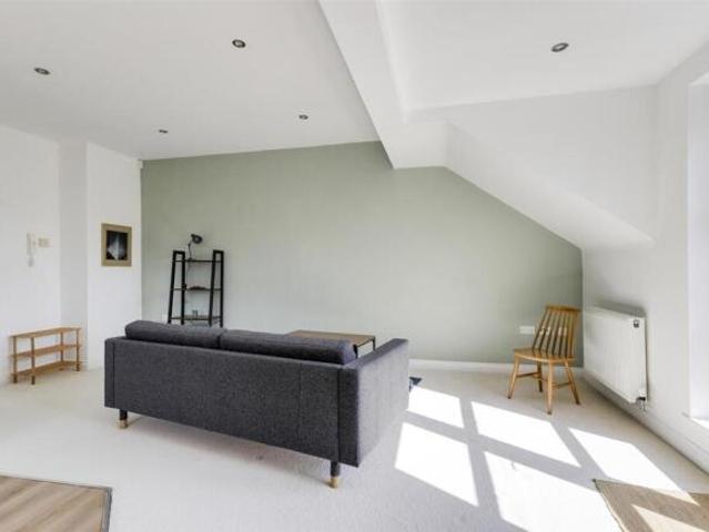 1 bedroom flat for sale in Second Avenue, Nottingham, NG7