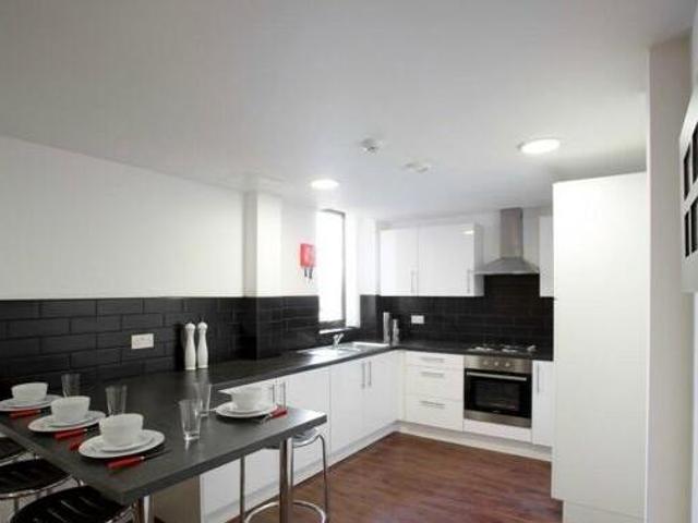 1 Bedroom Flat For Sale In Shaw Street, Liverpool