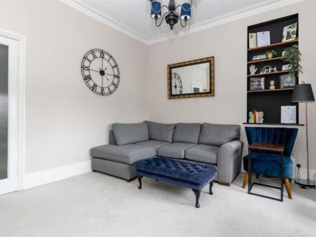 1 bedroom flat for sale in Shelley Road, Worthing, BN11