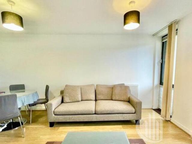 1 Bedroom Flat For Sale In Shepheroad Court, Annabel Close