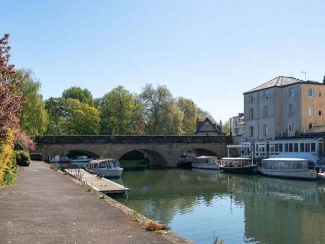 1 bedroom flat for sale in Shirelake Close, Folly Bridge Court Shirelake Close, OX1