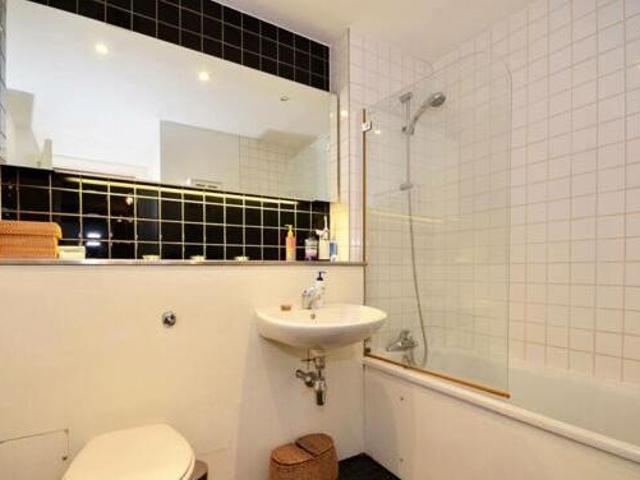 1 Bedroom Flat For Sale In Silvertown, London