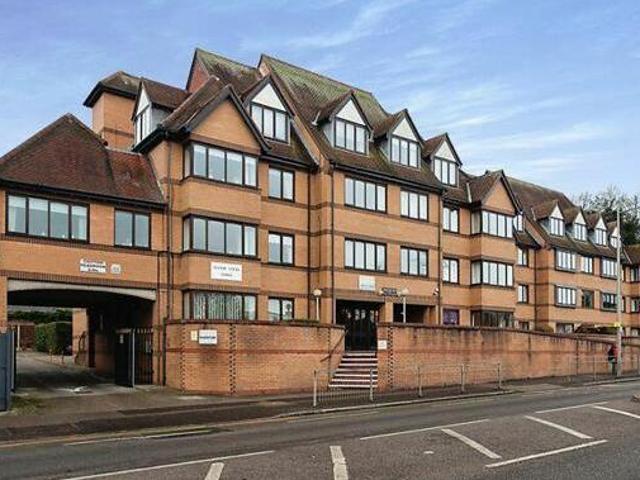 1 Bedroom Flat For Sale In South Woodford