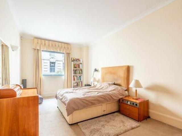 1 Bedroom Flat For Sale In South Bank, London
