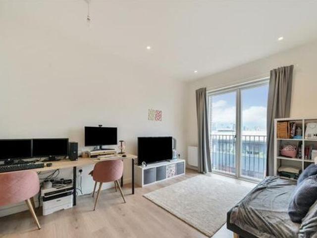 1 Bedroom Flat For Sale In South Bermondsey