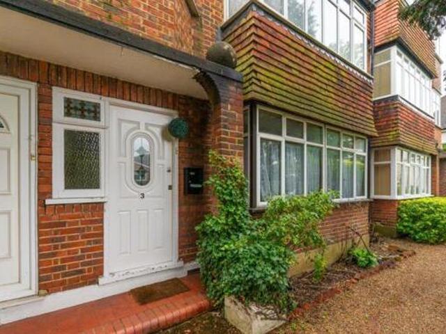 1 Bedroom Flat For Sale In South Croydon, Croydon