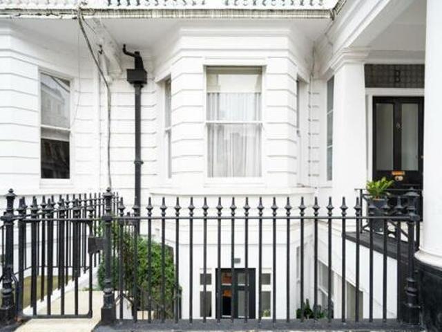 1 Bedroom Flat For Sale In South Kensington, London