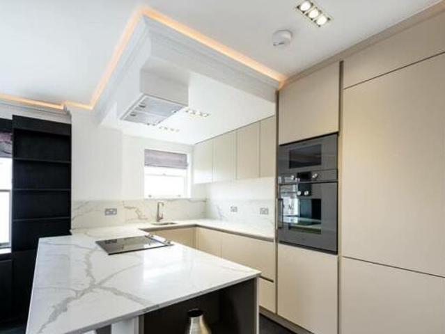 1 Bedroom Flat For Sale In South Kensington, London