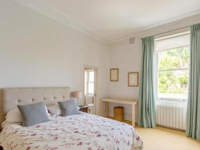 1 Bedroom Flat For Sale In South Kensington, London