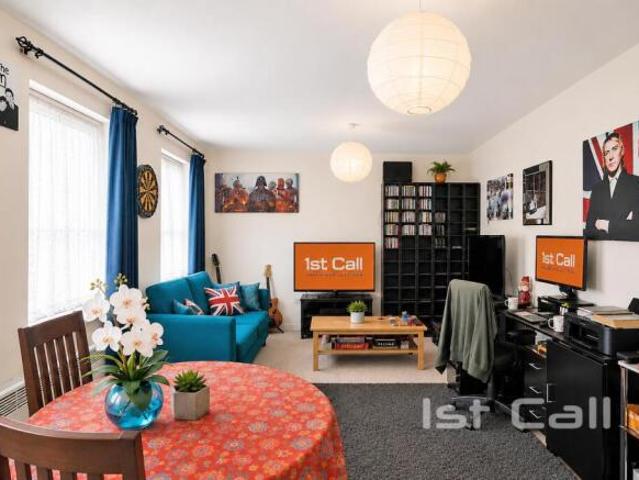1 bedroom flat for sale in Southchurch Avenue, Southend On Sea, SS1