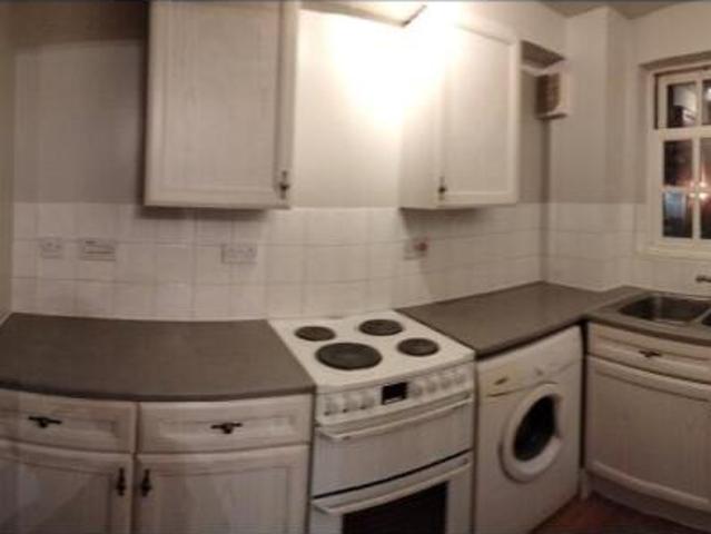 1 bedroom flat for sale in Southgate, London, N14