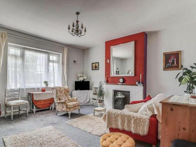 1 Bedroom Flat For Sale In Southsea