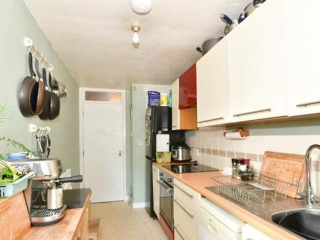 1 Bedroom Flat For Sale In Southsea
