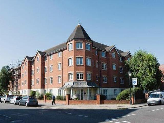 1 Bedroom Flat For Sale In Southsea