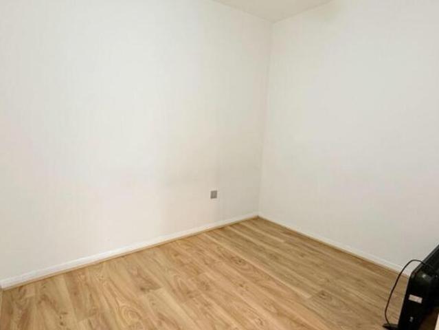 1 bedroom flat for sale in Southwold Road, Watford, WD24