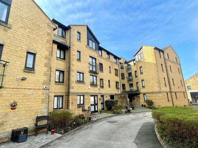 1 bedroom flat for sale in Spinners Court, Lancaster, Lancashire, LA1