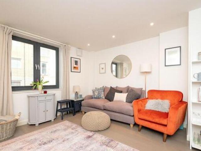 1 Bedroom Flat For Sale In St. Albans