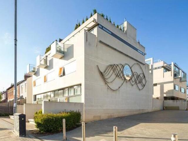 1 Bedroom Flat For Sale In St. Albans