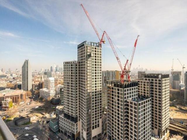 1 bedroom flat for sale in St Gabriel Walk, Elephant and Castle, London, SE1