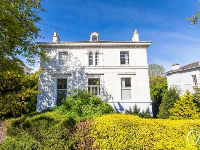 1 bedroom flat for sale in St. Georges Road, Cheltenham, GL50