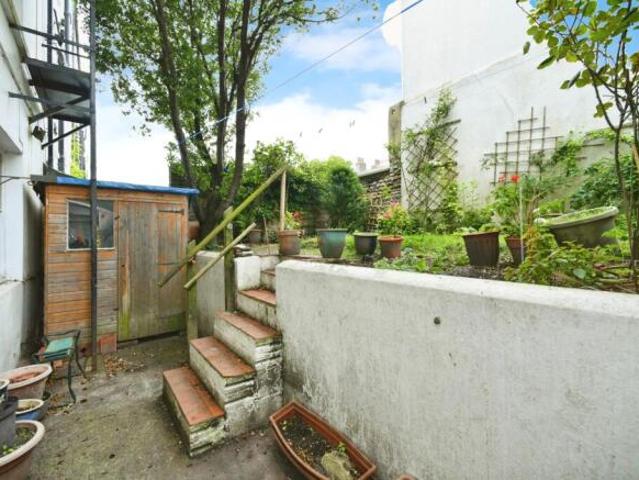 1 bedroom flat for sale in St. James's Avenue, Brighton, BN2