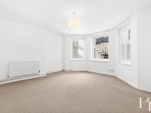 1 bedroom flat for sale in St. Michaels Place, Brighton, BN1