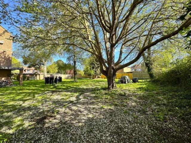 1 bedroom flat for sale in St Stephens Court, Canterbury, CT2