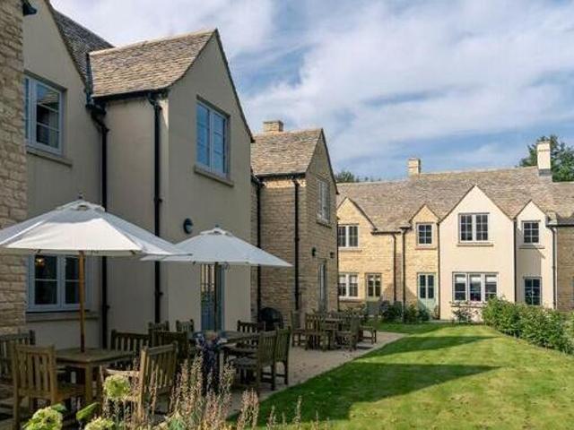 1 Bedroom Flat For Sale In Stow On The Wold