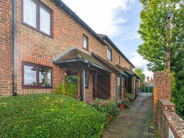 1 Bedroom Flat For Sale In Storrington