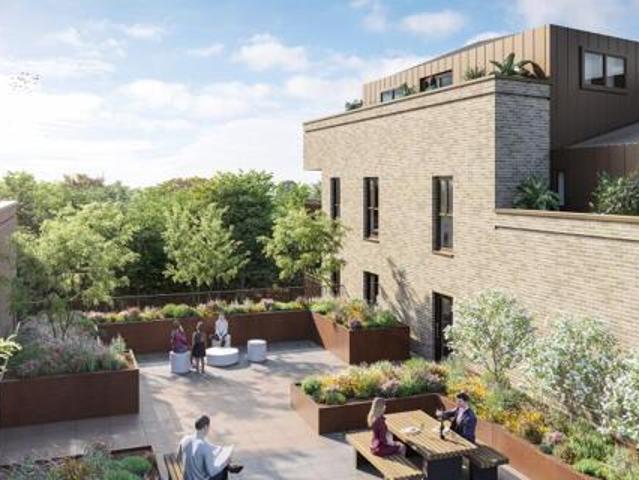 1 Bedroom Flat For Sale In Station Road