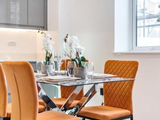 1 bedroom flat for sale in Stafford Road, London, SM6