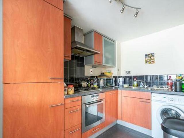 1 Bedroom Flat For Sale In Stratford, London