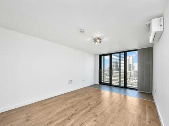 1 Bedroom Flat For Sale In Stratford, London