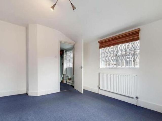 1 Bedroom Flat For Sale In Streatham, London